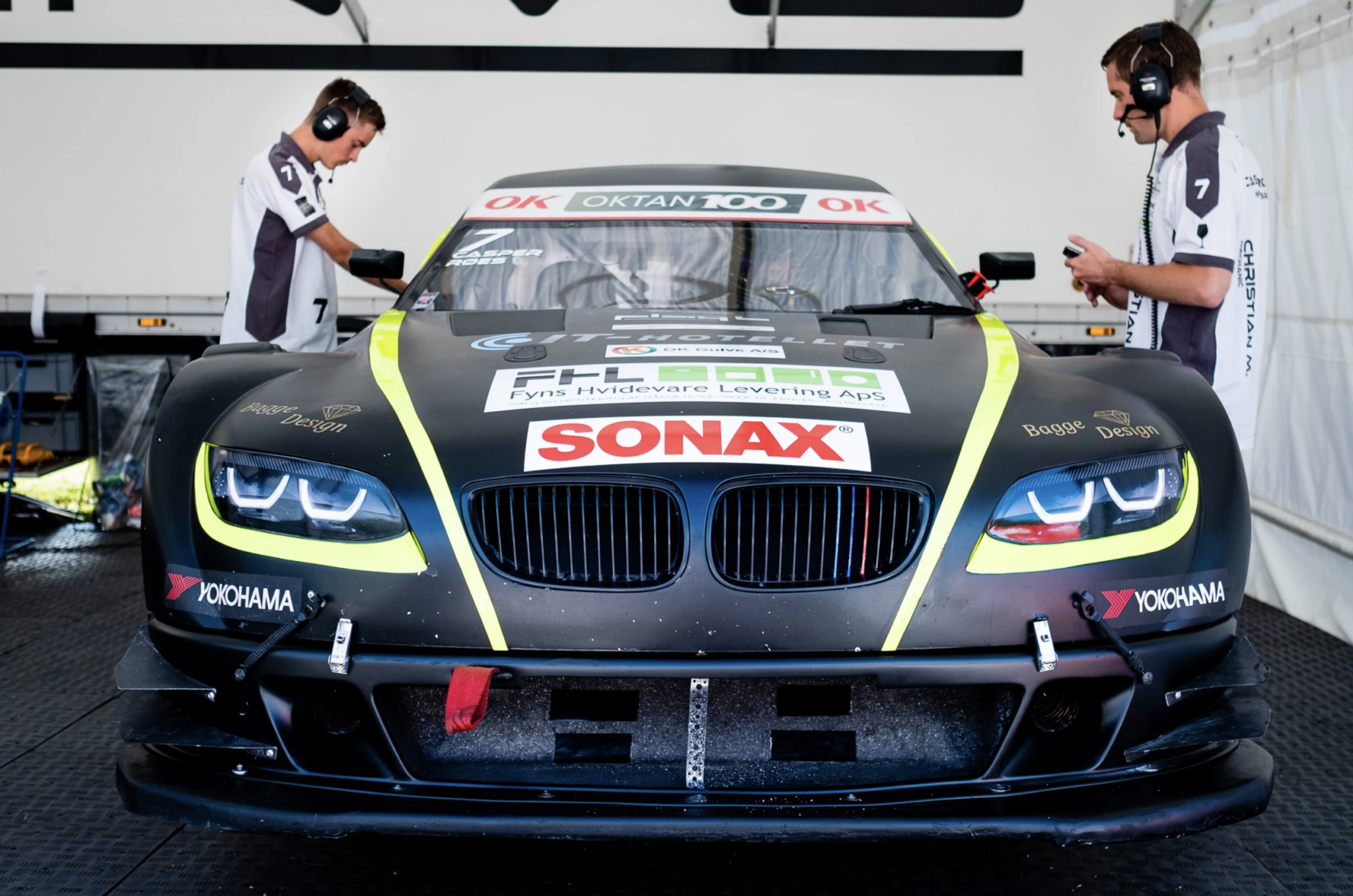 Racing car livery - Vehicle Livery design - Formula and touring car livery